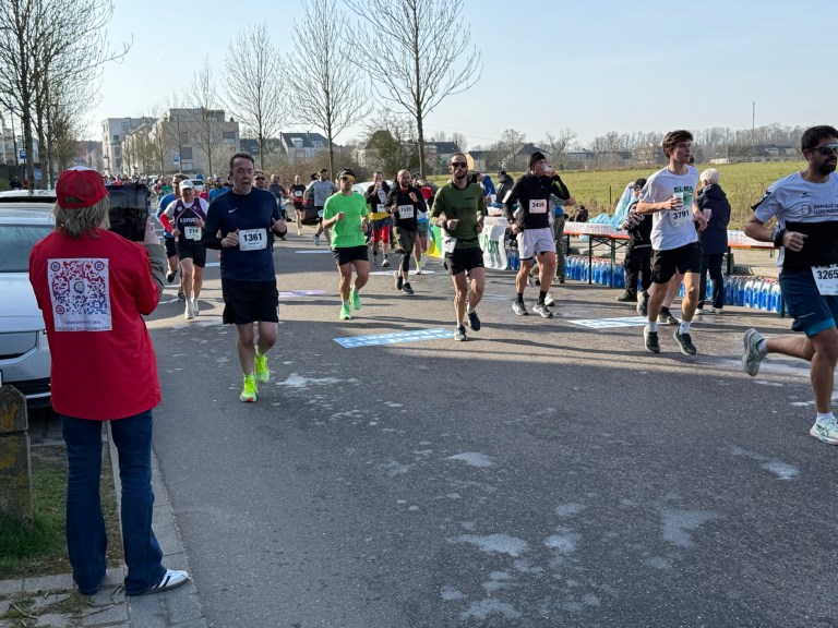 Fotoen Photos POSTLAF 2026, course 10 km au Luxembourg organisée par l ...